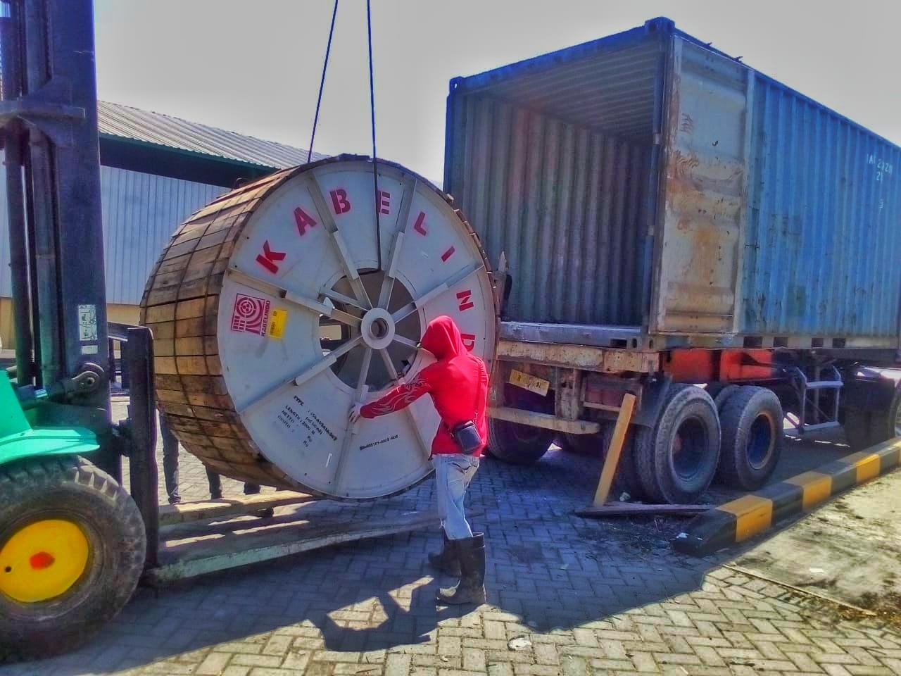 Ekspedisi Container Jakarta Fak Fak - LSJ Logistic Ekspedisi Spesialis ...